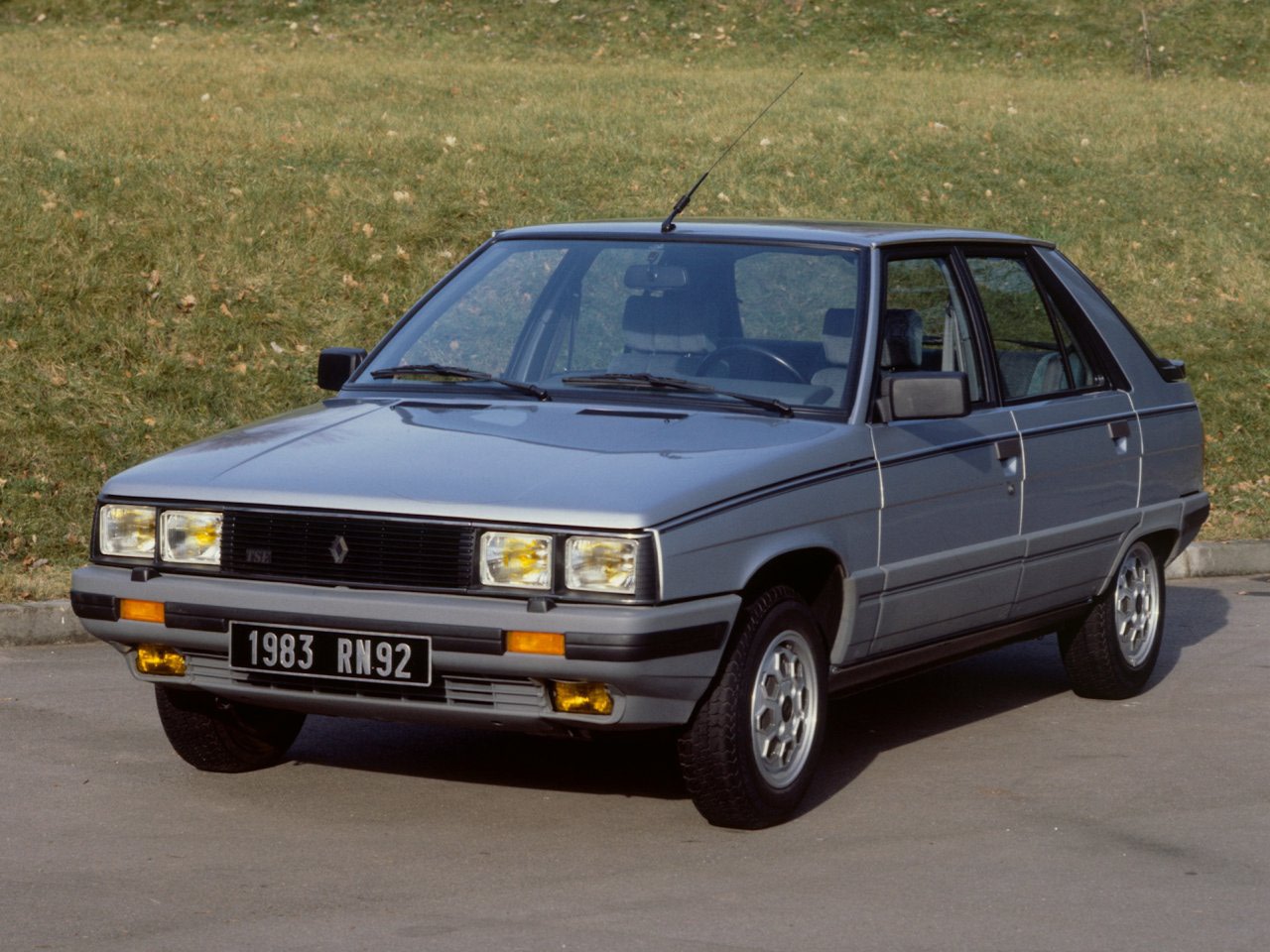 Renault 11 technical specifications and fuel economy